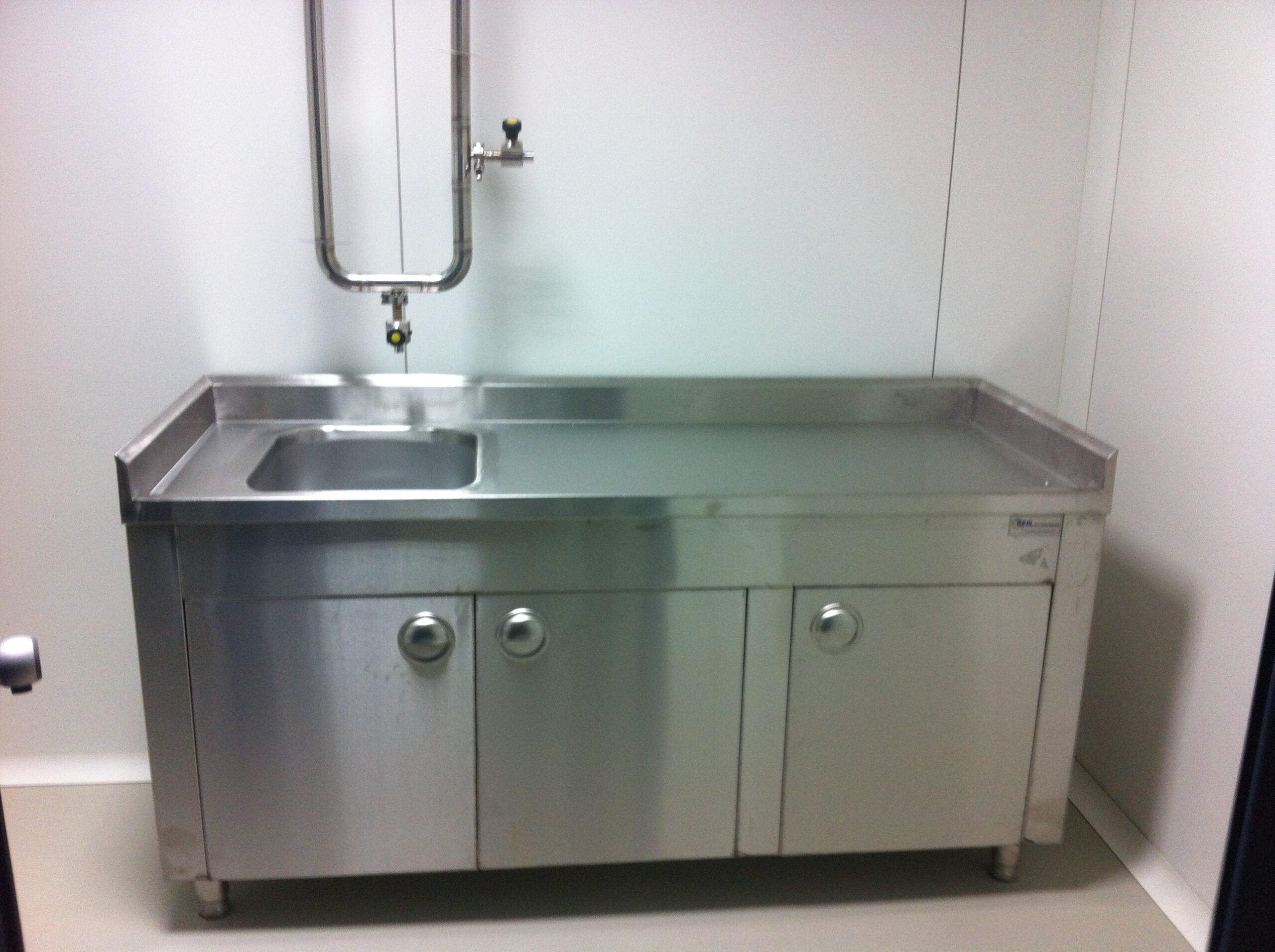 Paslanmaz Çelik İlaç Ekipmanları – Apm Muhendislik